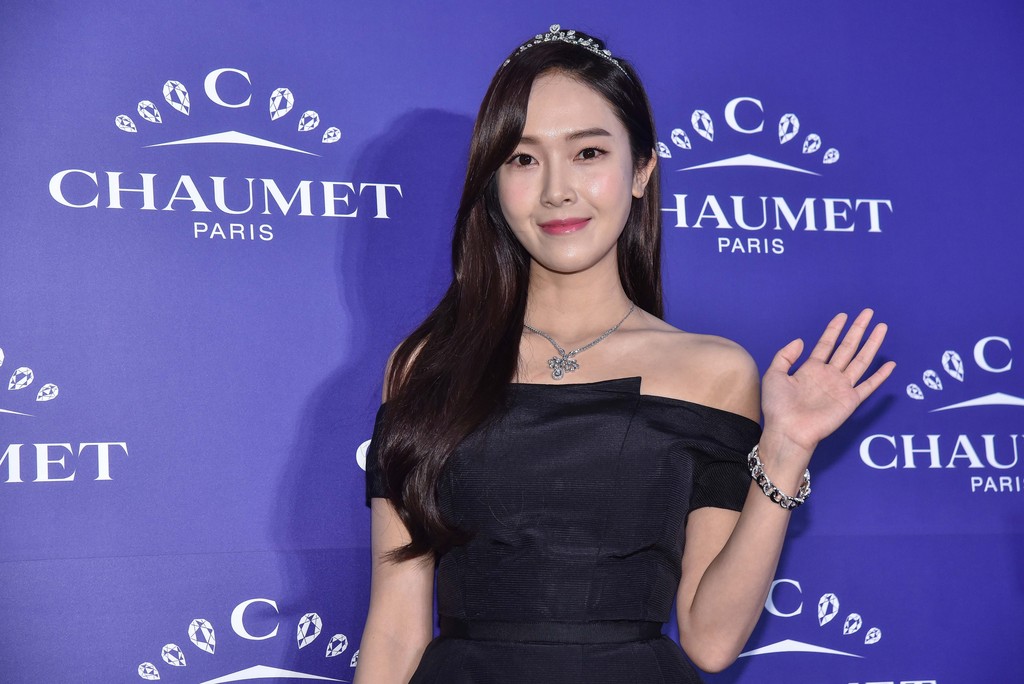 Jessica首次戴鑽石皇冠美呆！ 開心直呼：「我好像公主」 | ET Fashion | ETtoday新聞雲