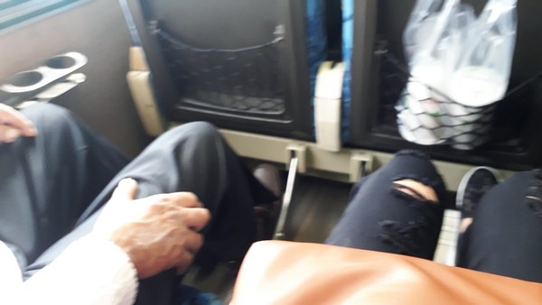 搭火車心軟讓座！老伯女兒一句話 讓她一秒變臉「位子還我」 | ETtoday生活新聞 | ETtoday新聞雲