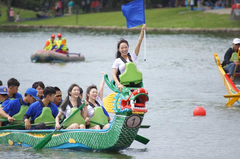 LamiGirls參加龍舟賽 隊長苡萱擔任奪標手 | ETtoday運動雲 | ETtoday新聞雲