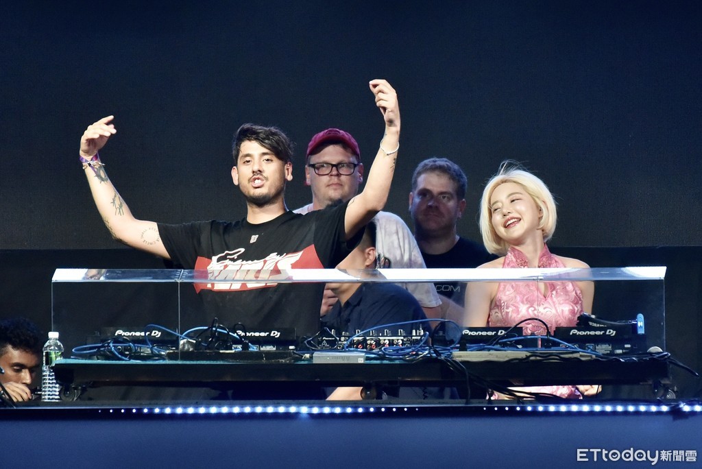 S2O直擊／OOKAY最後驚喜！DJ SODA突出現「狂扭翹臀」跳滿6分鐘 台下全暴動 | ETtoday星光雲 | ETtoday新聞雲
