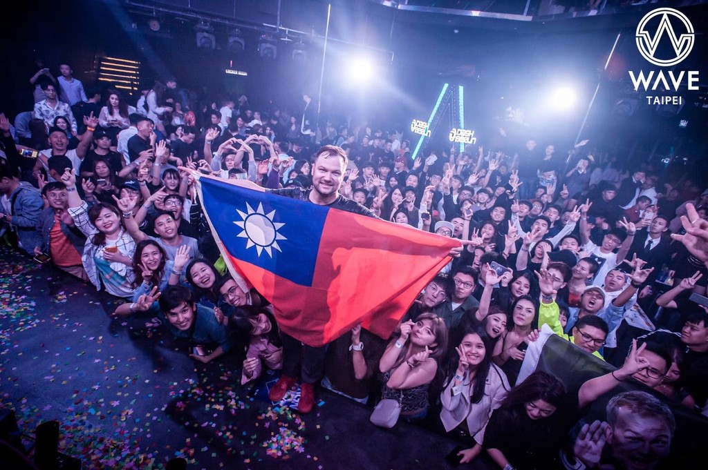 WAVE宣布暫停營業！台北夜店1天4家「骨牌式關門」 信義區全熄燈 | ETtoday星光雲 | ETtoday新聞雲