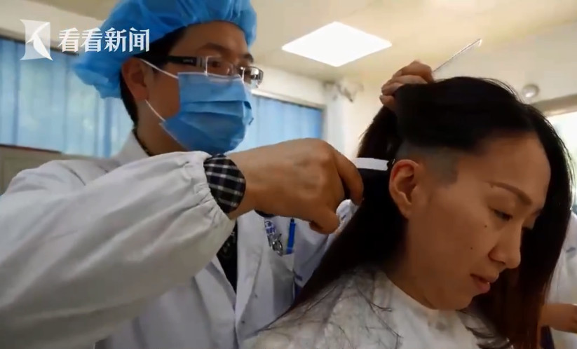 影／仁濟Tony理髮店開張！客人只有一個要求...女醫護泛淚剃「半滷蛋頭」 | ETtoday大陸新聞 | ETtoday新聞雲