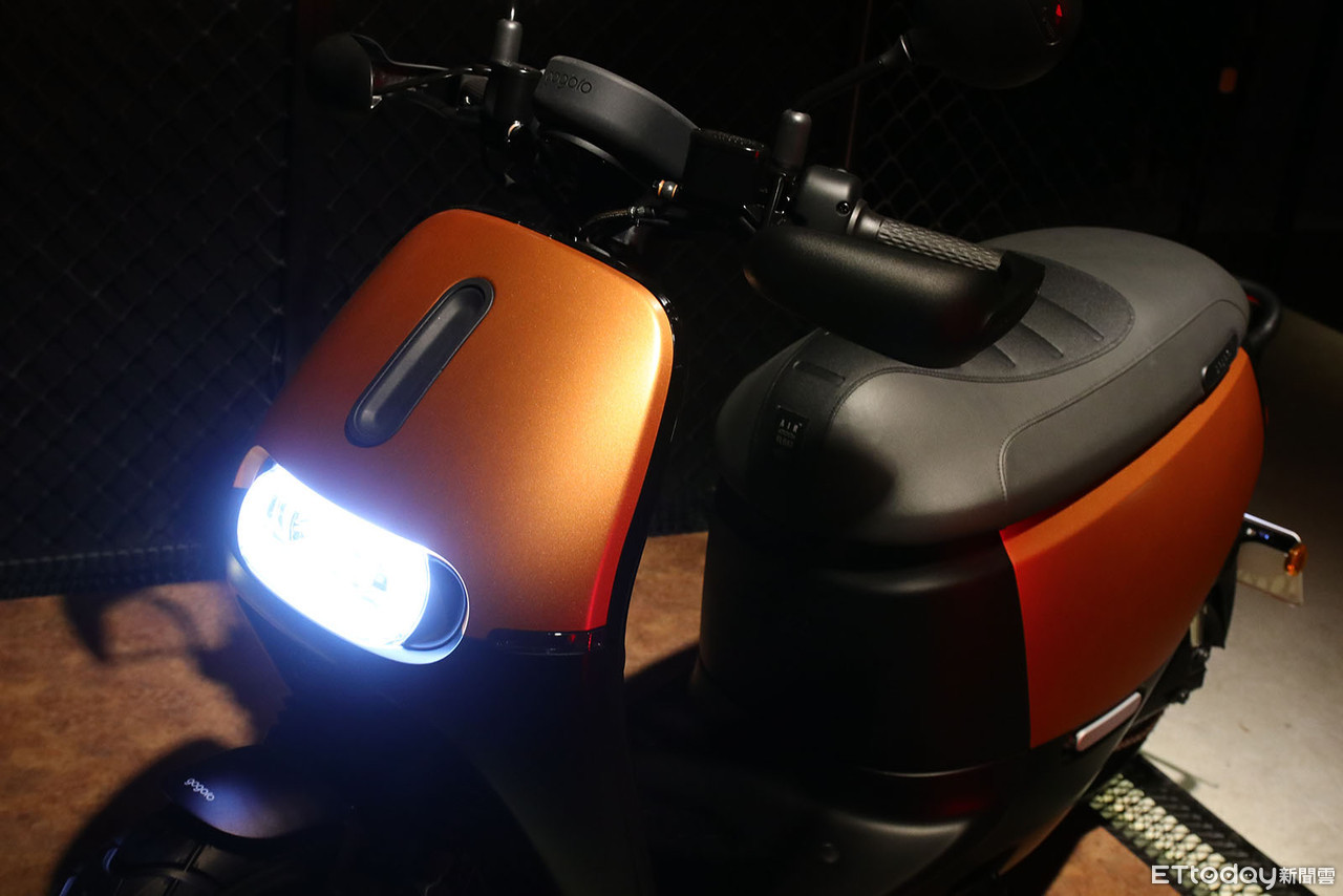 Gogoro 2 Rumbler ABS推「閃霧銅」新色！射飛鏢最高分就送1台 | ETtoday車雲 | ETtoday新聞雲