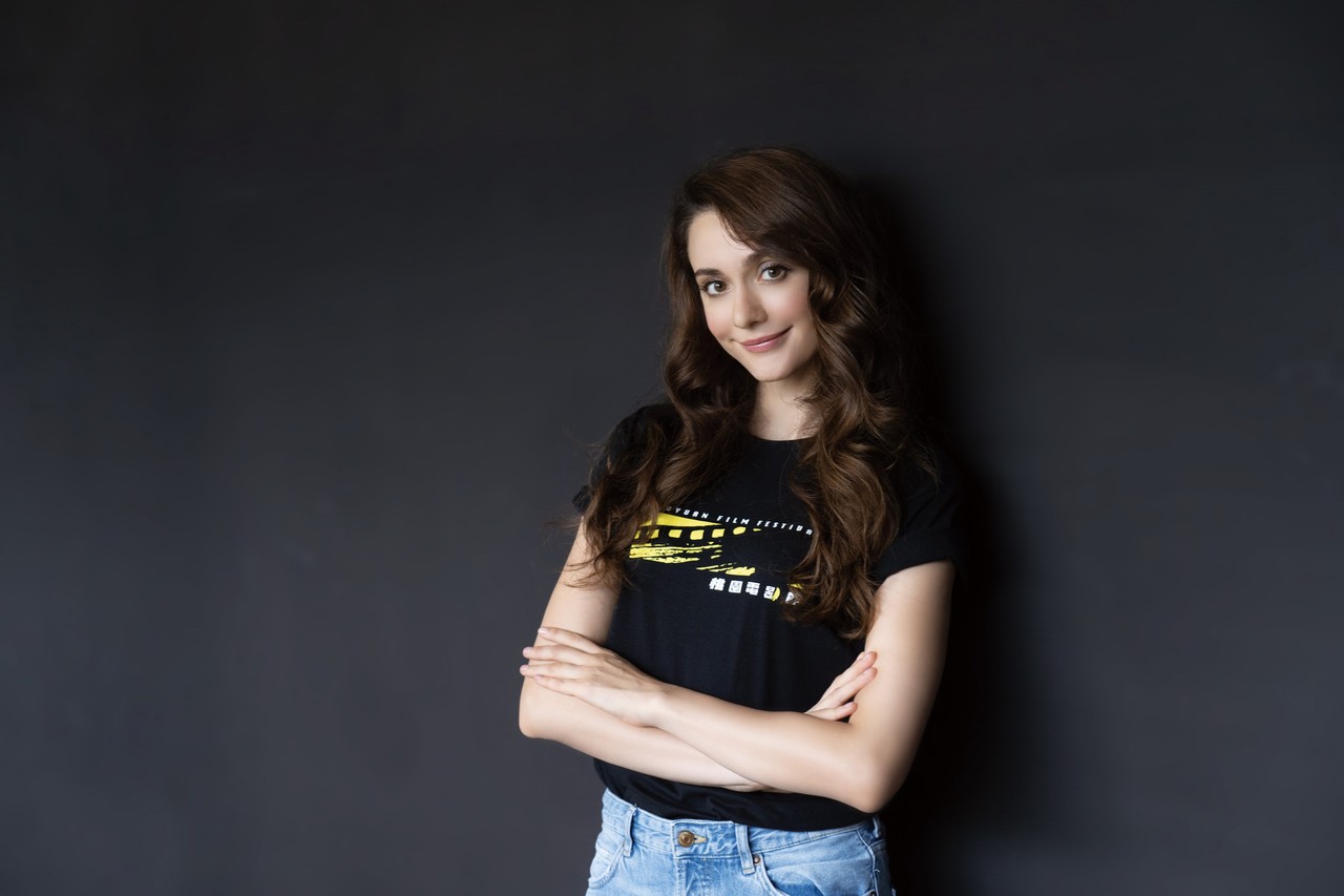 Larisa Bakurova Wallpaper