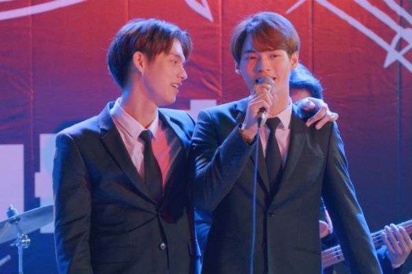 《2gether電影版》獨家彩蛋跨年登場！ 男神Bright、Win驚喜獻台粉 | ETtoday星光雲 | ETtoday新聞雲