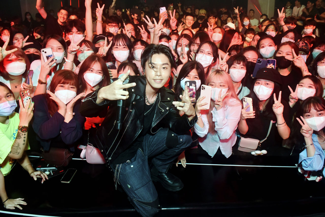 HowZ力推電子音樂「可以放下束縛」 林哲儀揭未來電音趨勢 | ETtoday星光雲 | ETtoday新聞雲