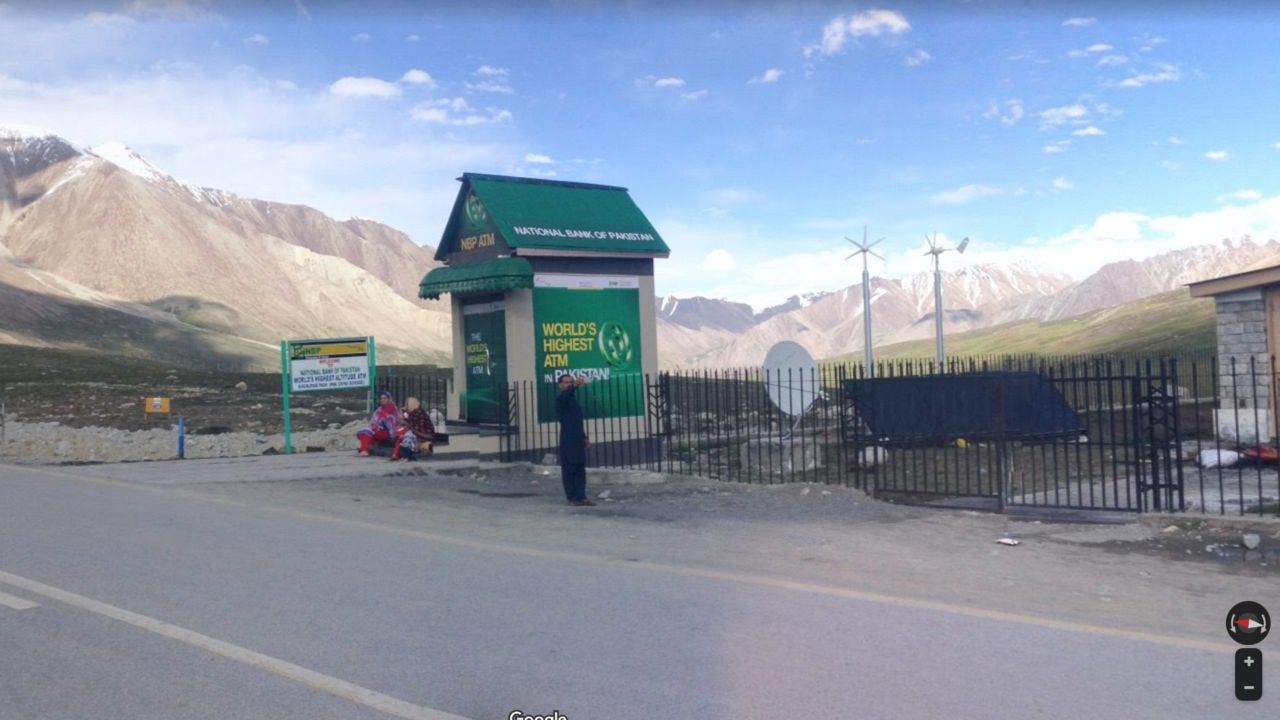 世界紀錄認證最高ATM！ 「海拔4693公尺」需花2.5小時上山補鈔 | 克蘿伊星人 | 鍵盤大檸檬 | ETtoday新聞雲