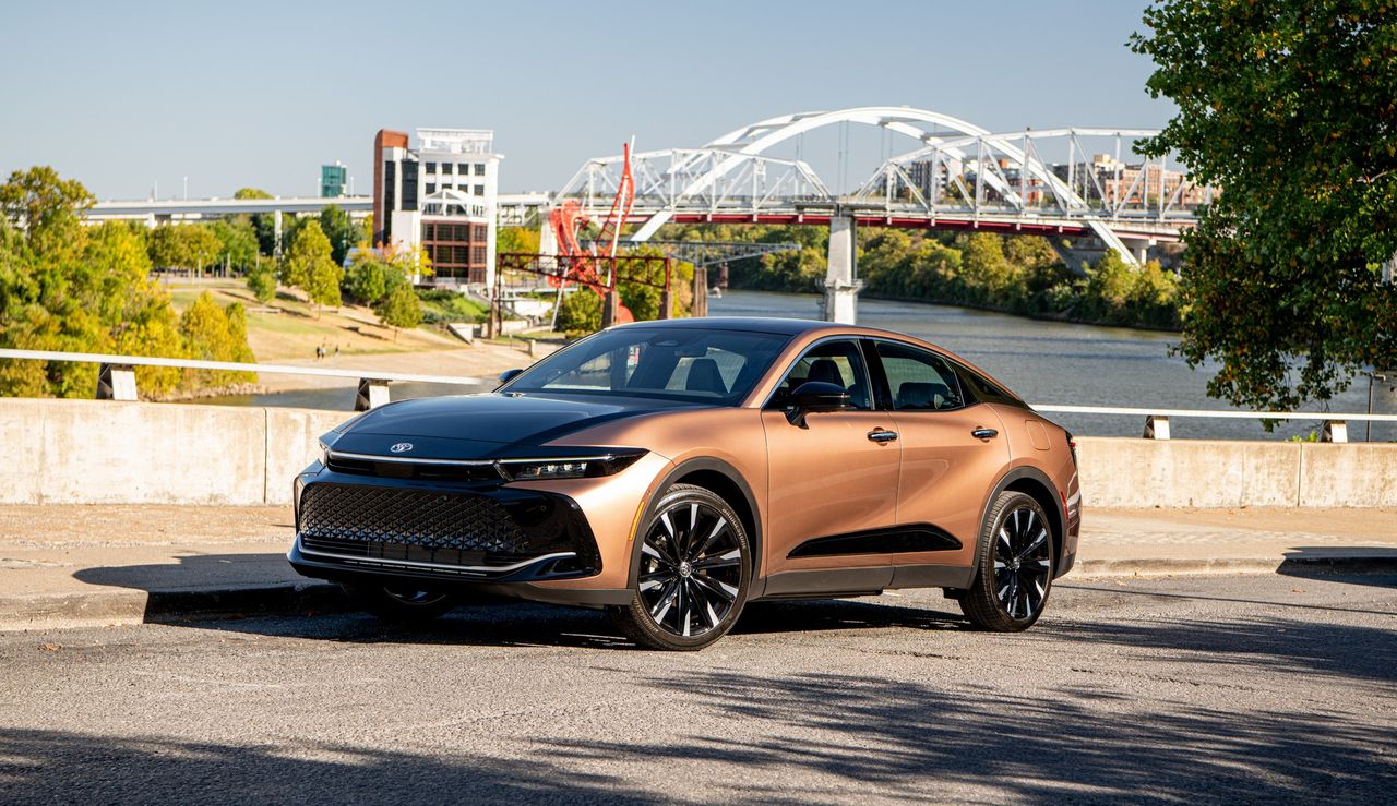 TOYOTA新一代Crown有高性能油電！340匹馬力、美規售價逼近130萬 | ETtoday車雲 | ETtoday新聞雲