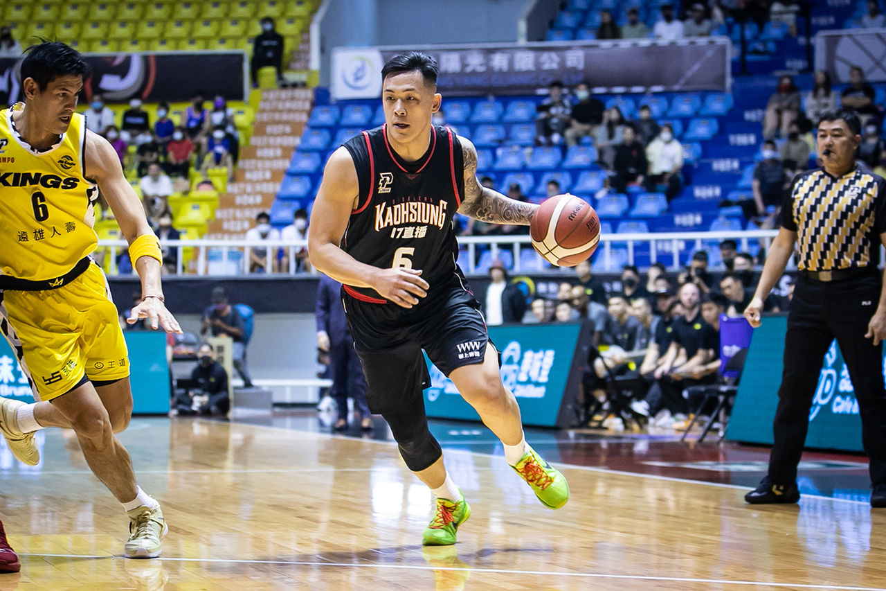 快訊／PLG驚天交易 「台灣LBJ」周儀翔轉戰領航猿 | ETtoday運動雲 | ETtoday新聞雲