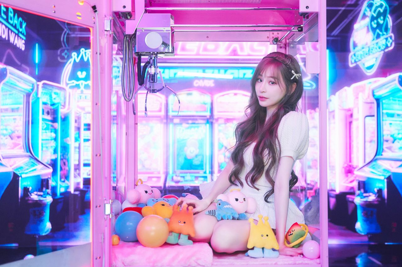 王心凌新歌MV曝光「預購秒衝三榜冠軍」粉絲等5年嗨翻 | ETtoday星光雲 | ETtoday新聞雲