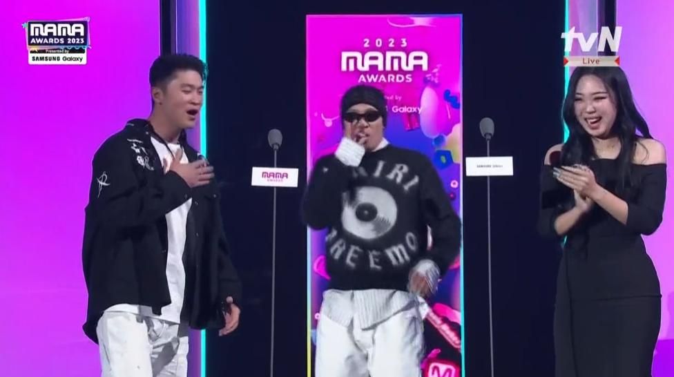 MAMA／《Smoke》原唱合作《SWF 2》舞台掀高潮！秒被李泳知吐槽：沒揪我 | ETtoday星光雲 | ETtoday新聞雲