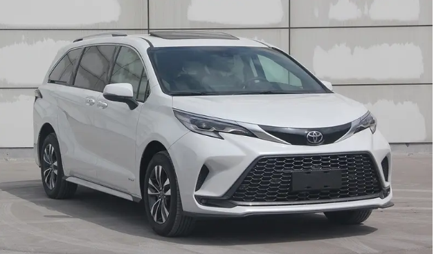 TOYOTA「新7人座MPV」實車曝光！車內更舒適、2.5油電＋四驅 | ETtoday車雲 | ETtoday新聞雲