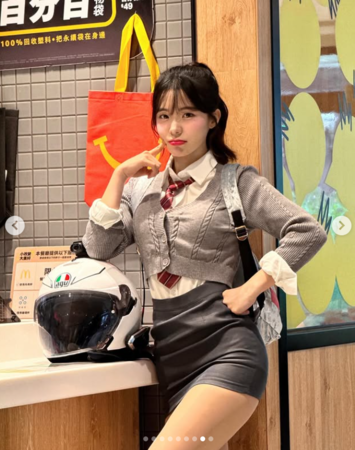 李多慧被拍「騎機車得來速點餐」！激短裙狂露蜜大腿 震撼13萬人 | ETtoday星光雲 | ETtoday新聞雲