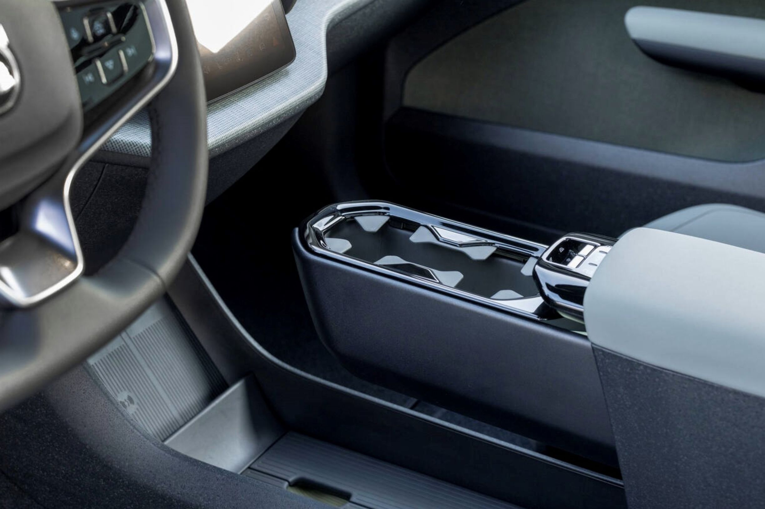 Volvo「越野版電動休旅」亮相！搭全地形胎+車頂架、台灣有望導入 | ETtoday車雲 | ETtoday新聞雲