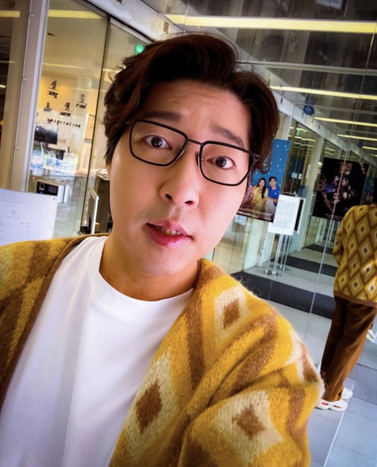 百萬YTR「大圖書館」46歲猝逝 死因曝光「是腦溢血」：健檢沒發現 | ETtoday星光雲 | ETtoday新聞雲