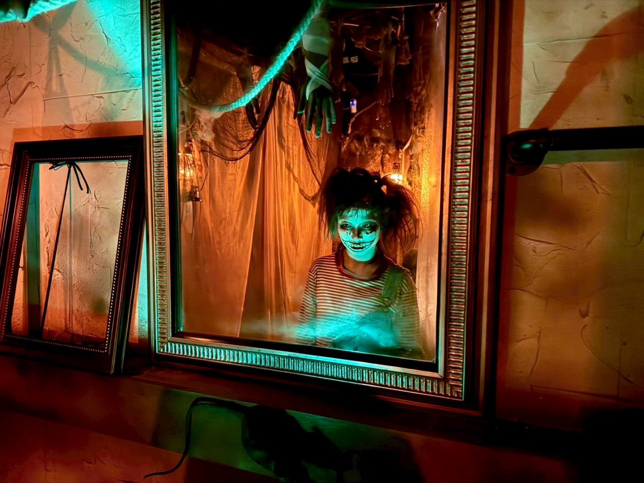 墓碑鎮首推「禁忌VIP、怨靈礦屋解謎」 最低499元暢玩六福村 | ETtoday旅遊雲 | ETtoday新聞雲