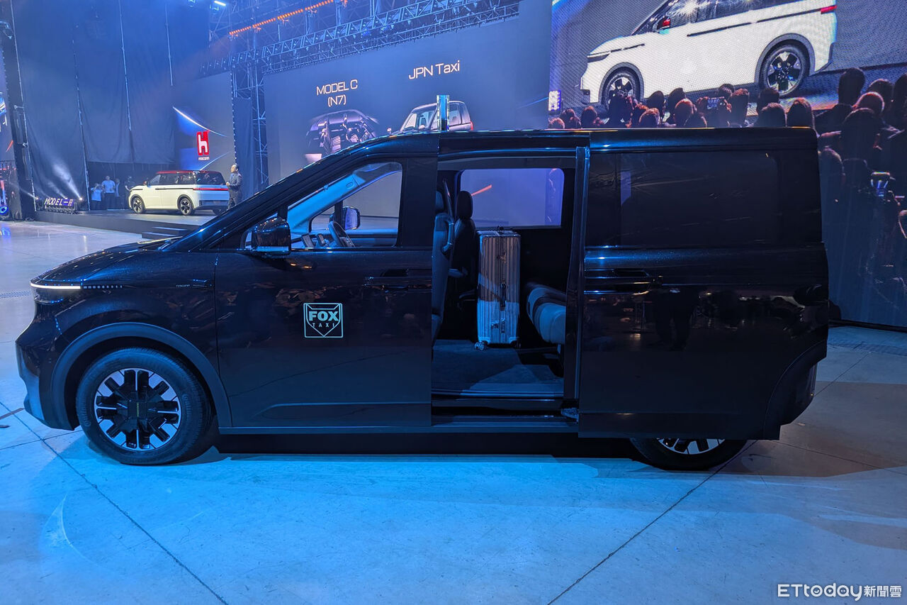 鴻海「全新7人座MPV」Model A發表！大空間魔術師 家用、商用都合適 | ETtoday車雲 | ETtoday新聞雲